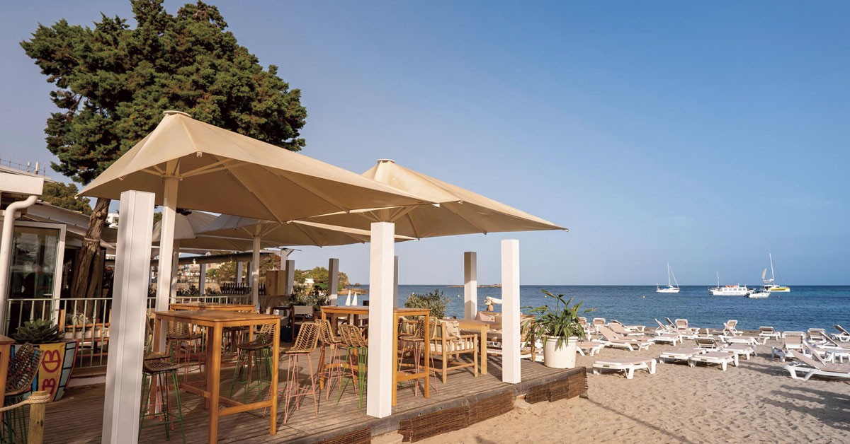 Where to eat on the beach in Ibiza to say goodbye to the summer - Mr Vin